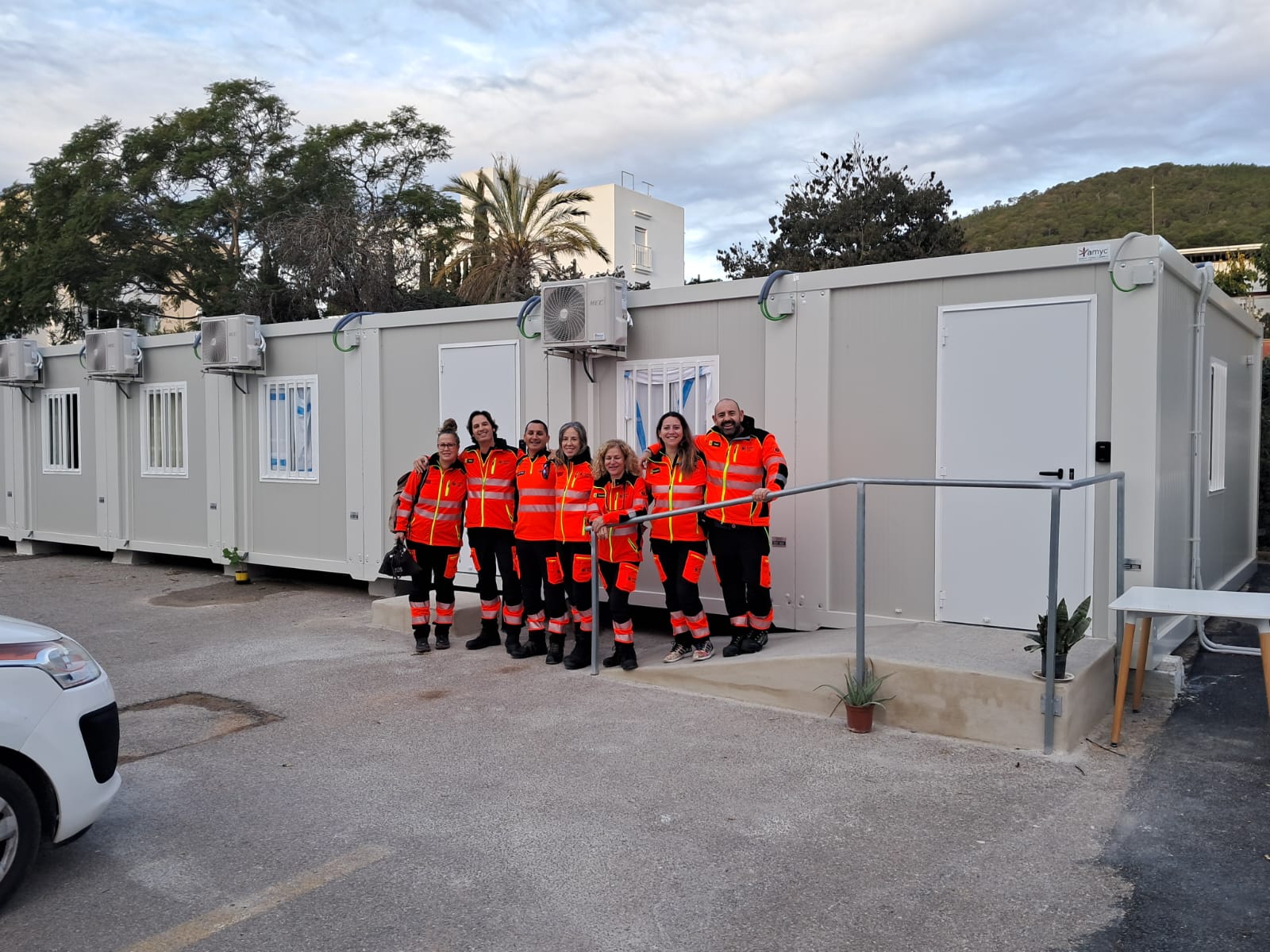 SIMEBAL celebra la puesta en marcha de la nueva base del 061 en Santa ...